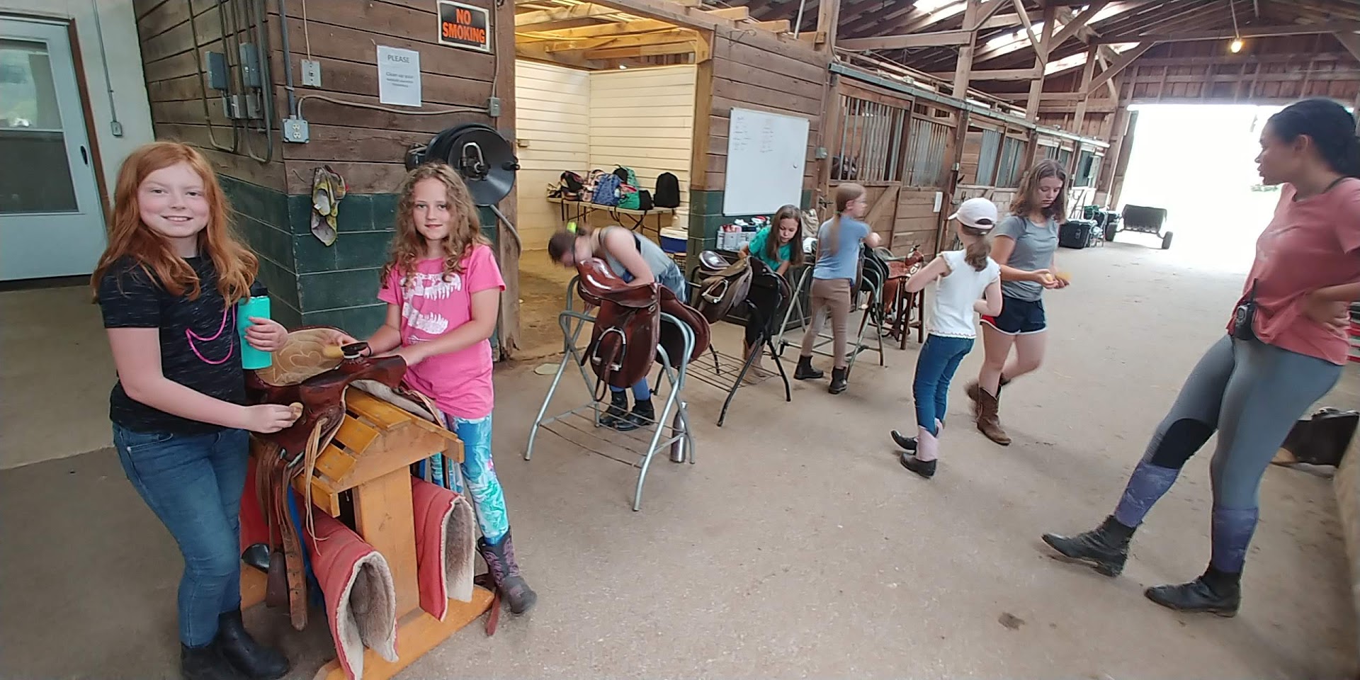 Kids Horse Riding Camps Near Knoxville, TN | Blue Point Stables